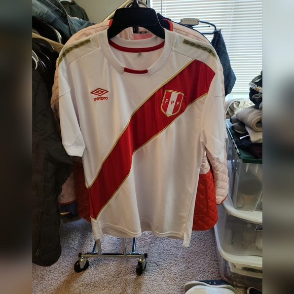 Umbro | Shirts | Peru Fpf Umbro Brand Soccer Jersey Rare White And Red ...